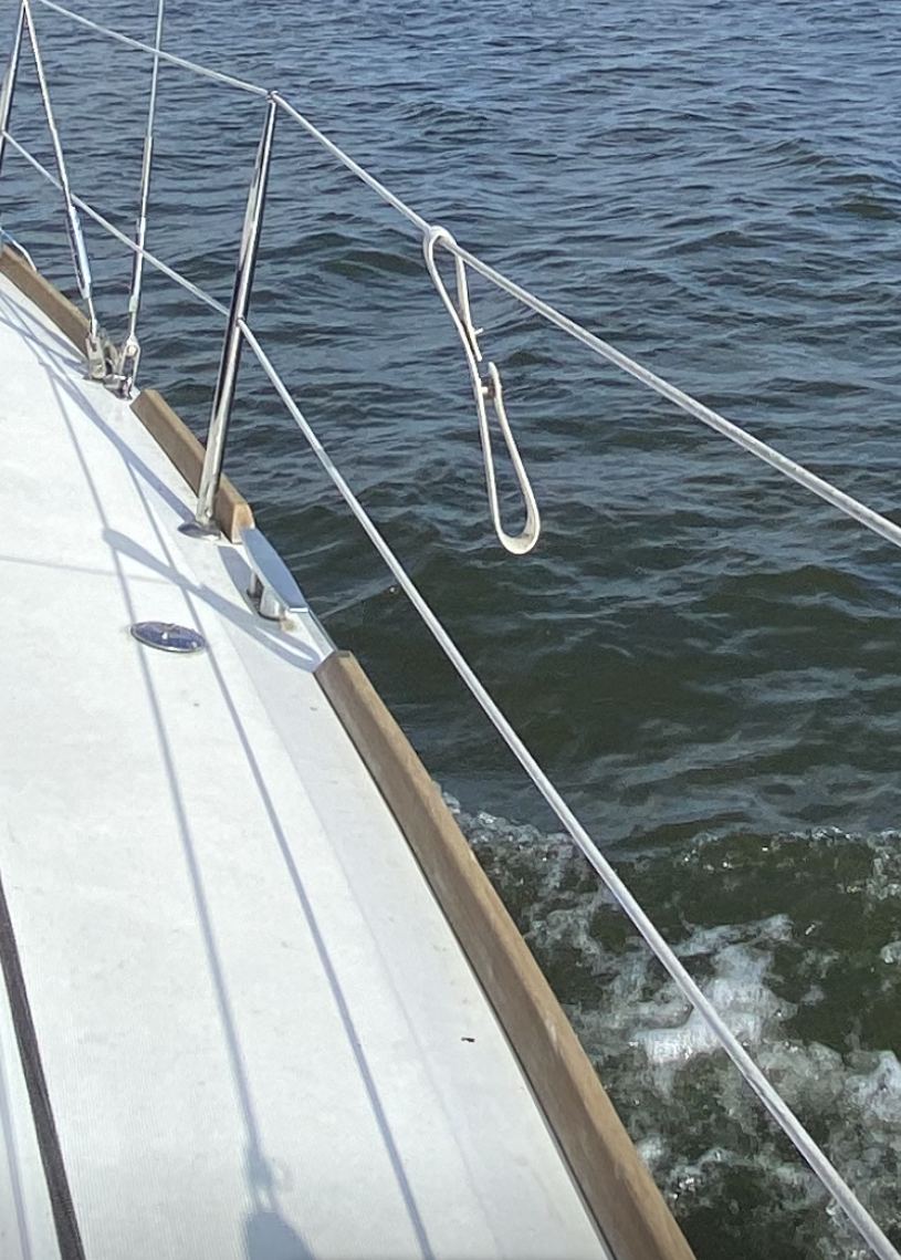 Beneteau 423 toe rail | Sailboat Owners Forums