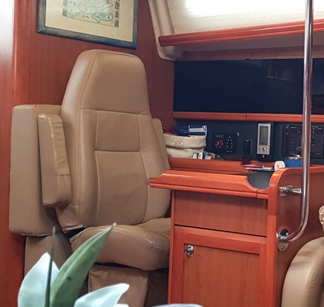 H50 chart table seat | Sailboat Owners Forums