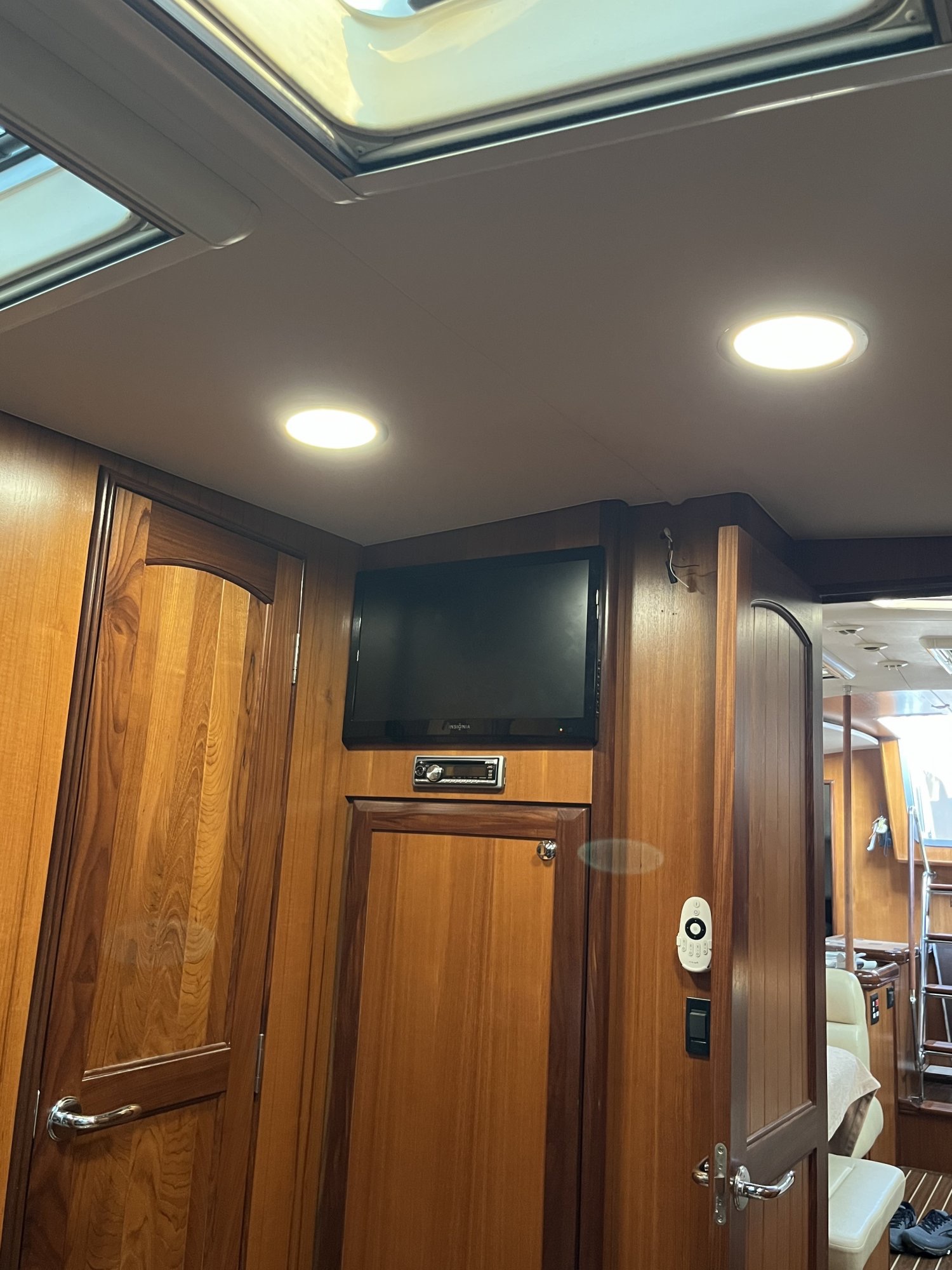 CCFL 6” Diameter upgrade. Very cool!! | Sailboat Owners Forums