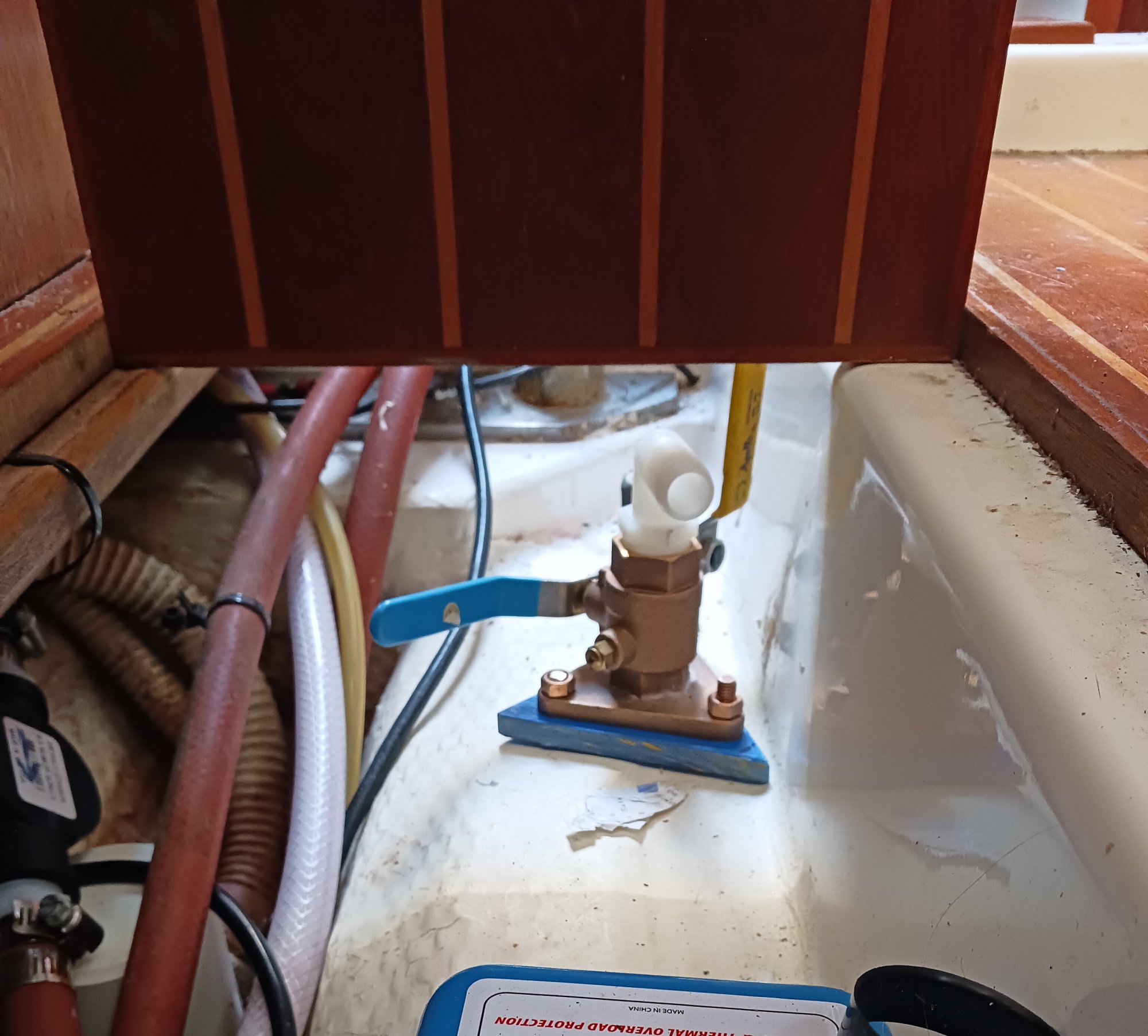 Hunter 34 owners, hull & liner thickness near keel stub? | Sailboat ...