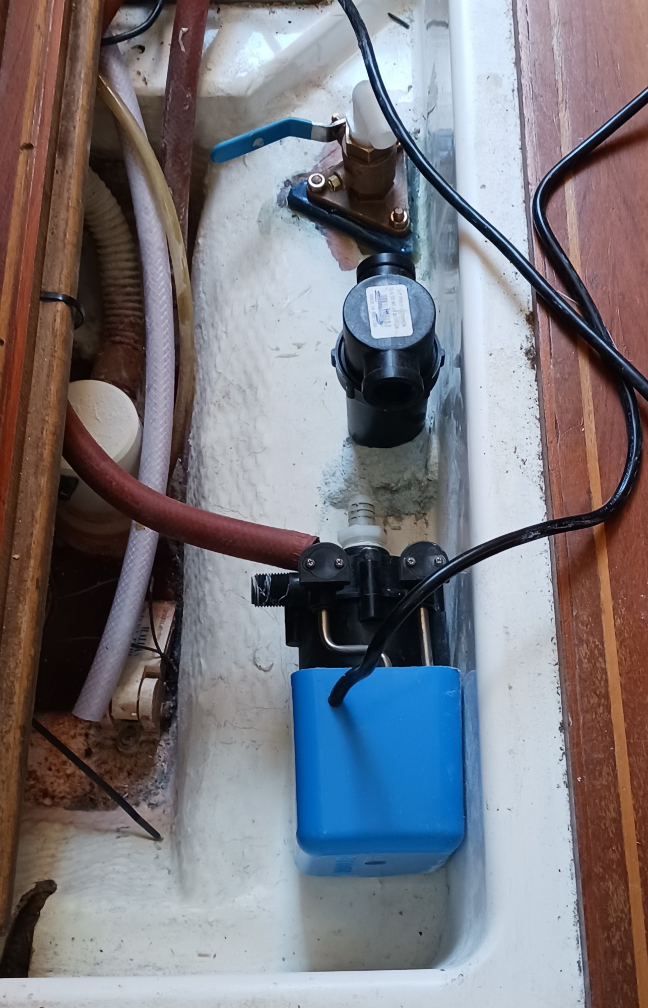 Hunter 34 owners, hull & liner thickness near keel stub? | Sailboat ...