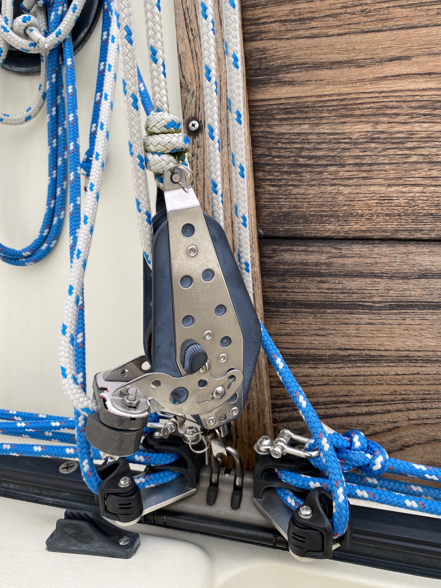 Mainsheet traveler system | Sailboat Owners Forums