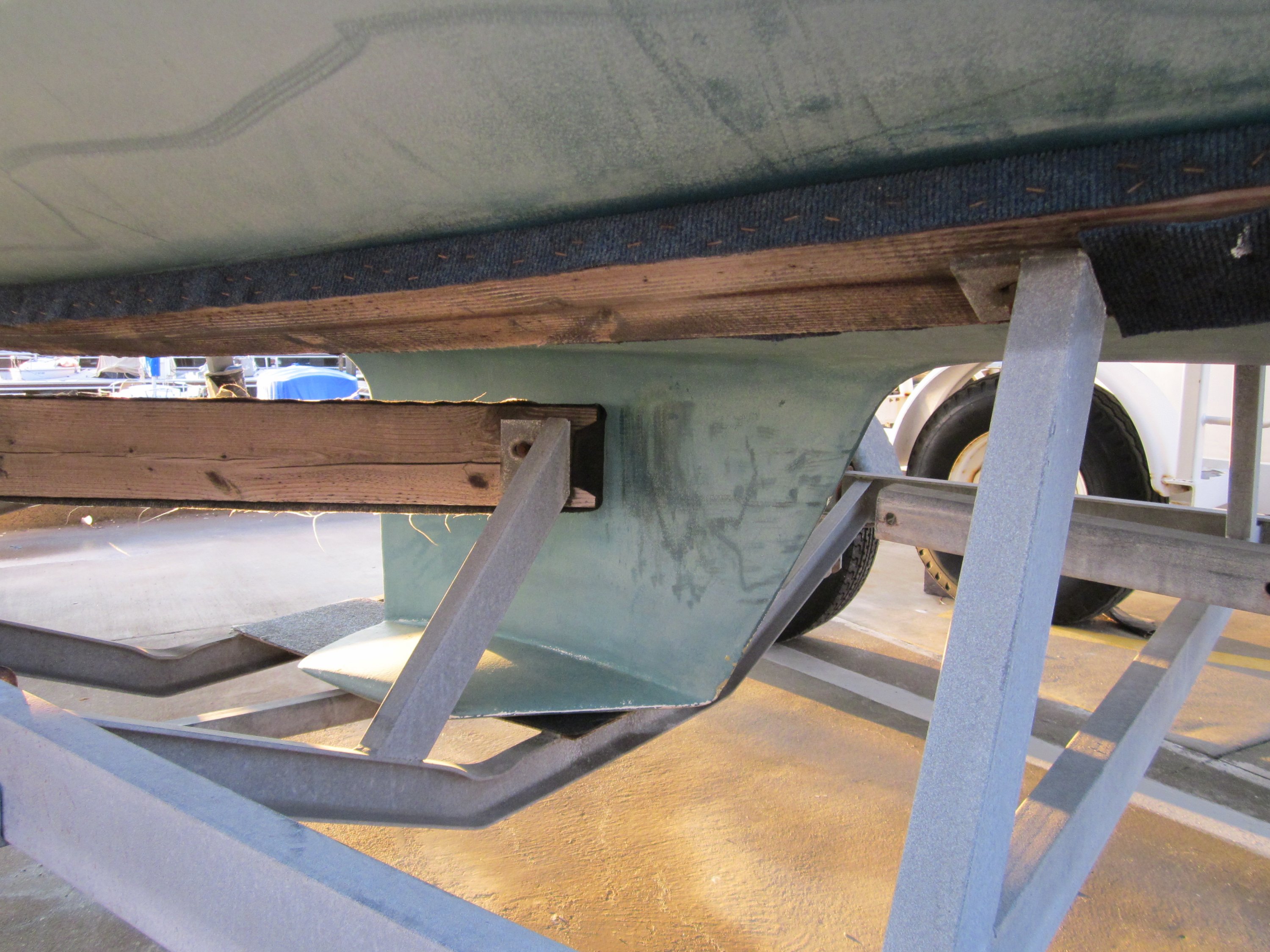 Position of wing keel on Trail-Rite trailer | Sailboat Owners Forums
