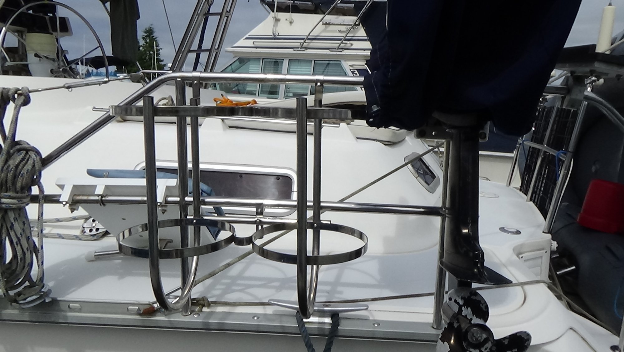 Hunter 376 Fender Sizing and Positioning | Sailboat Owners Forums