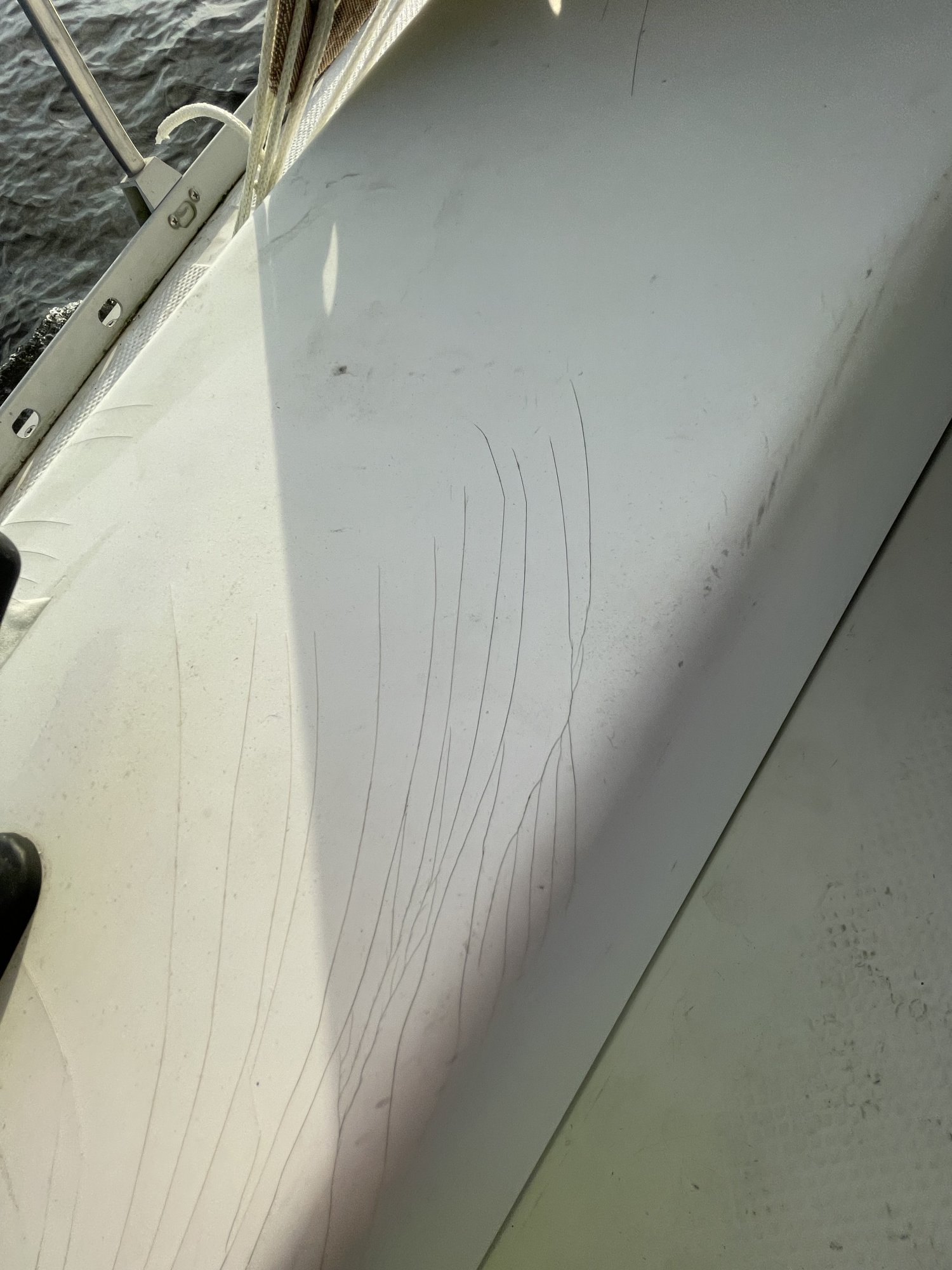 Spider Cracks in gel coat | Sailboat Owners Forums