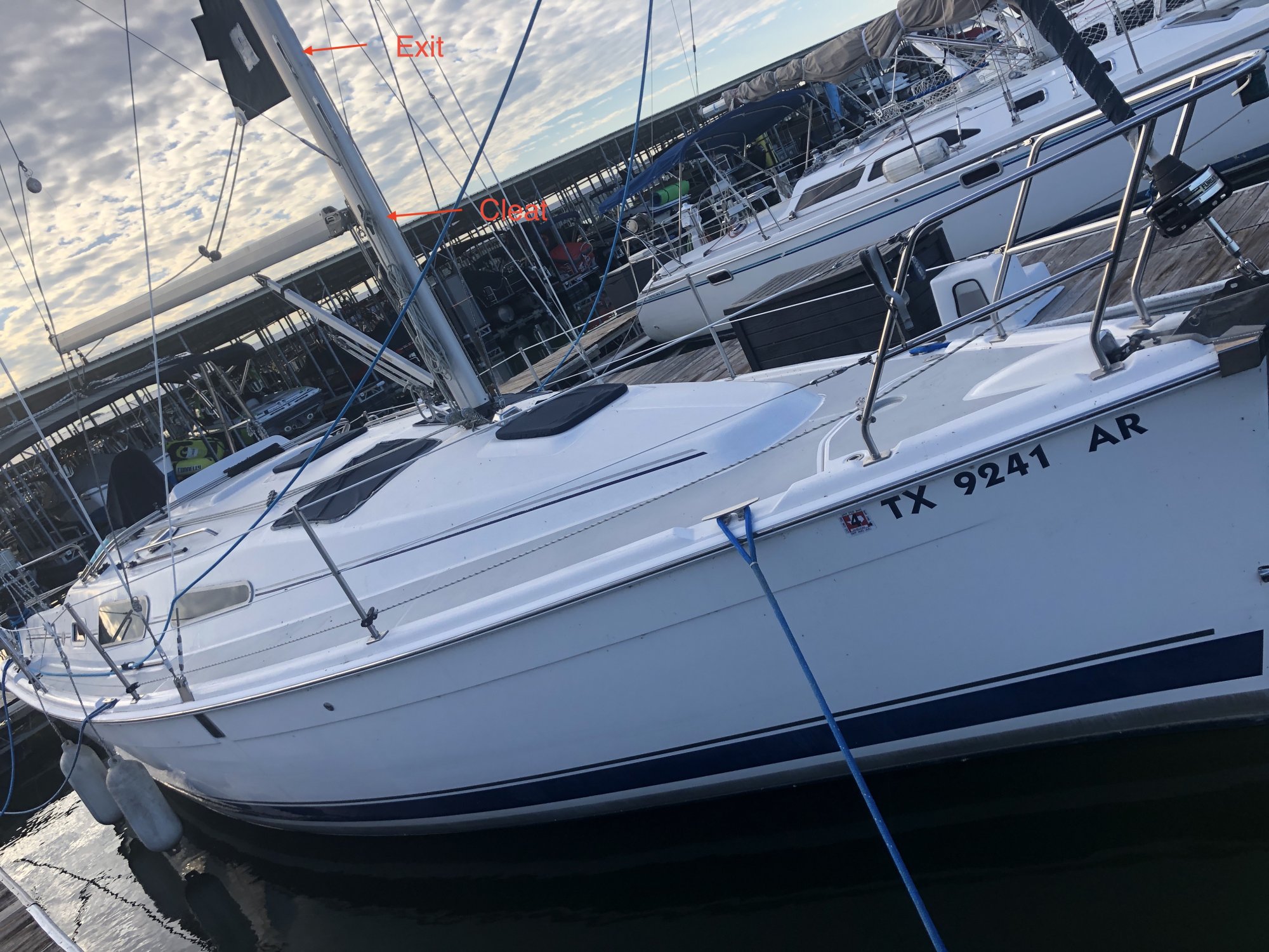 Topping Lift Appears Short | Sailboat Owners Forums
