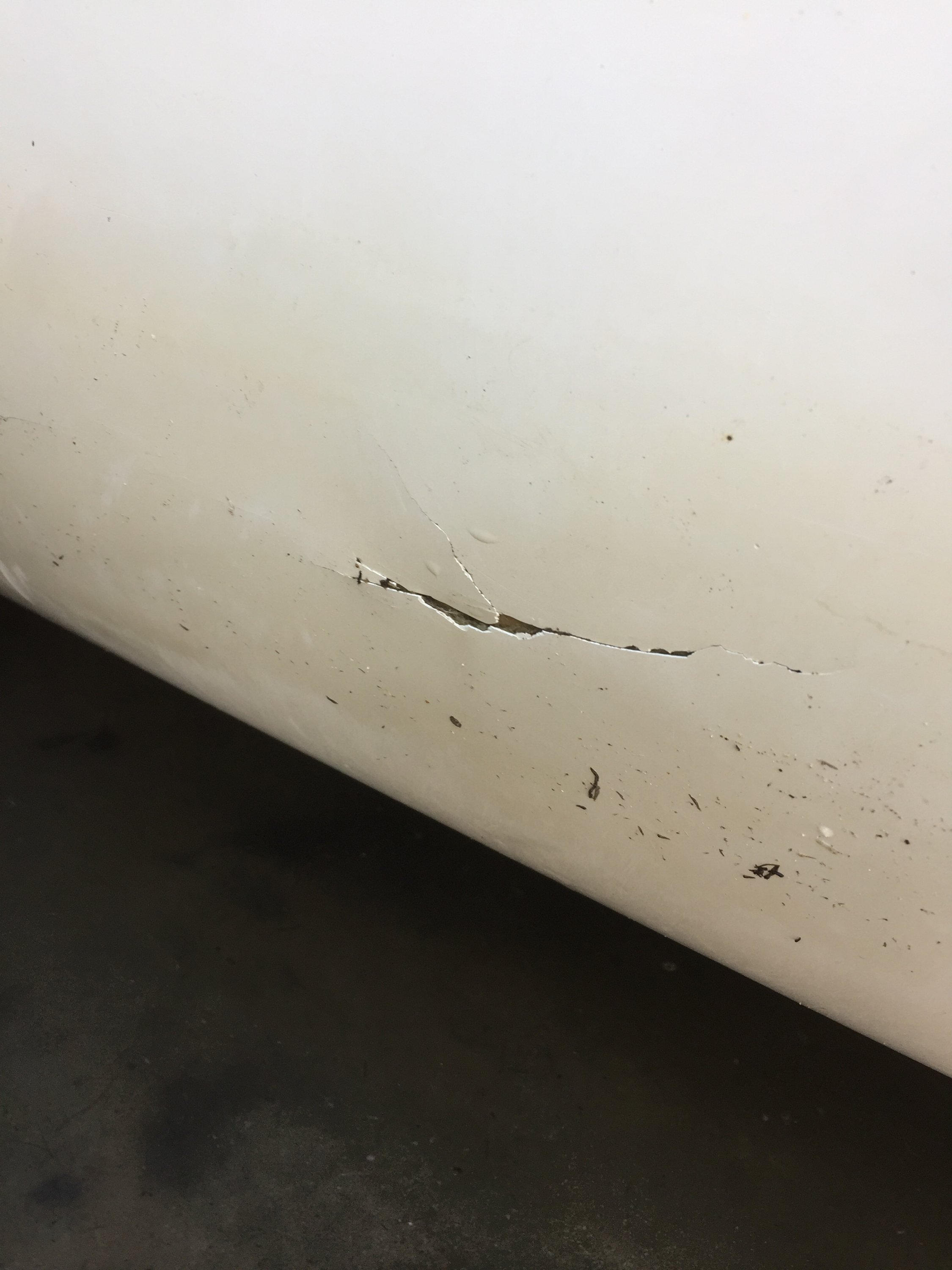 Cracked hull | Sailboat Owners Forums