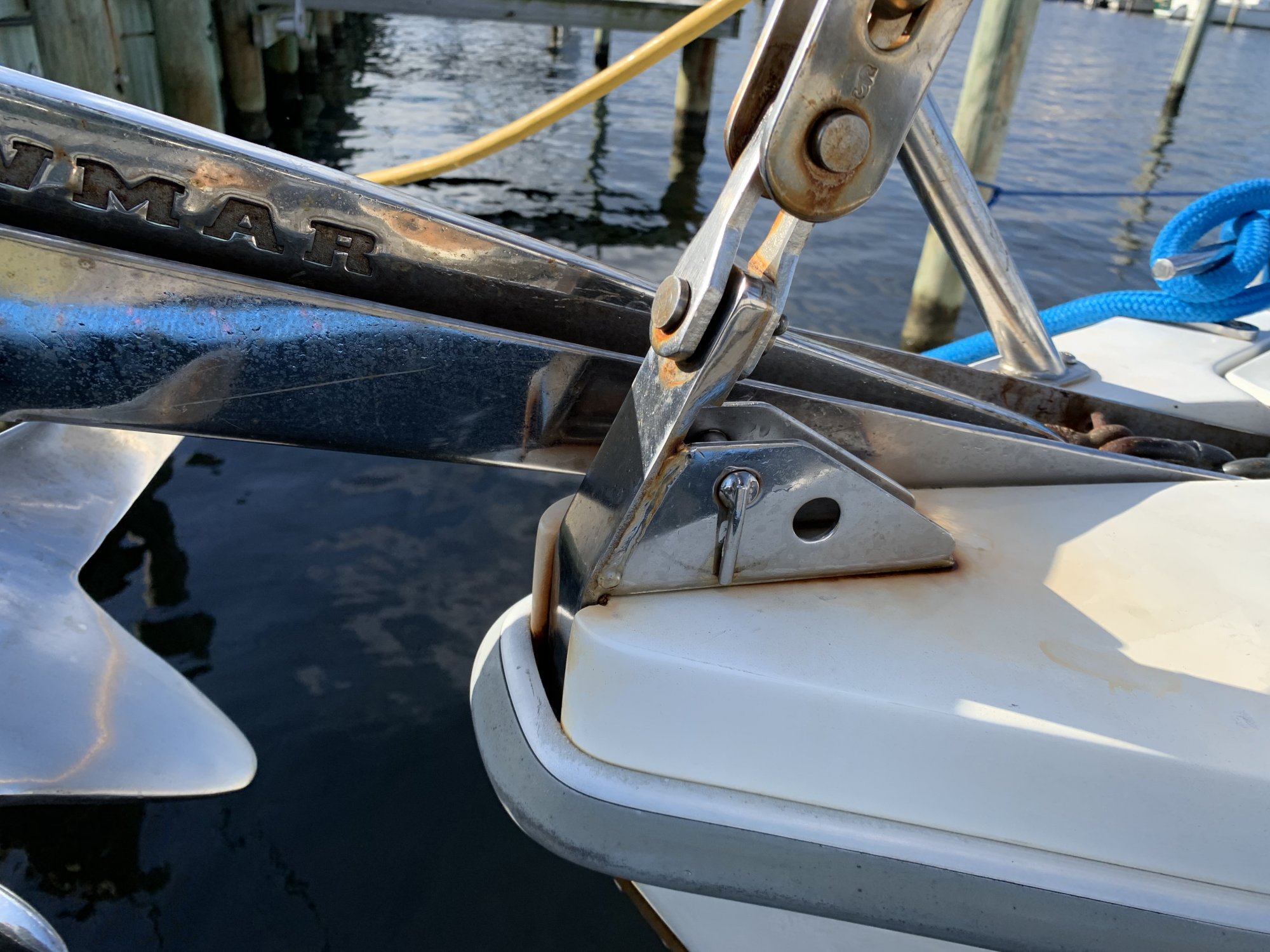 Catalina 320 Stem Fitting | Sailboat Owners Forums