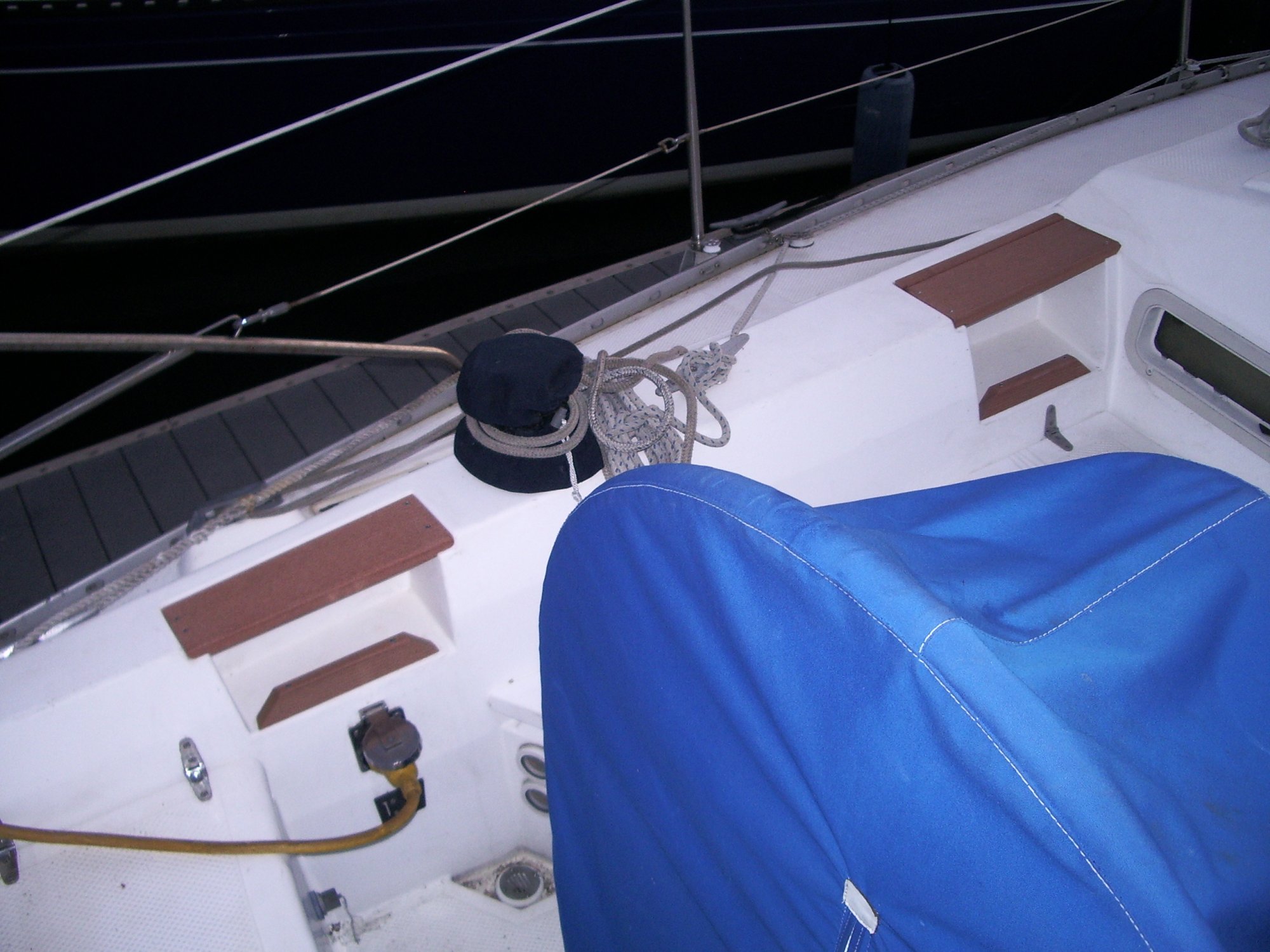 H34 lifeline | Sailboat Owners Forums