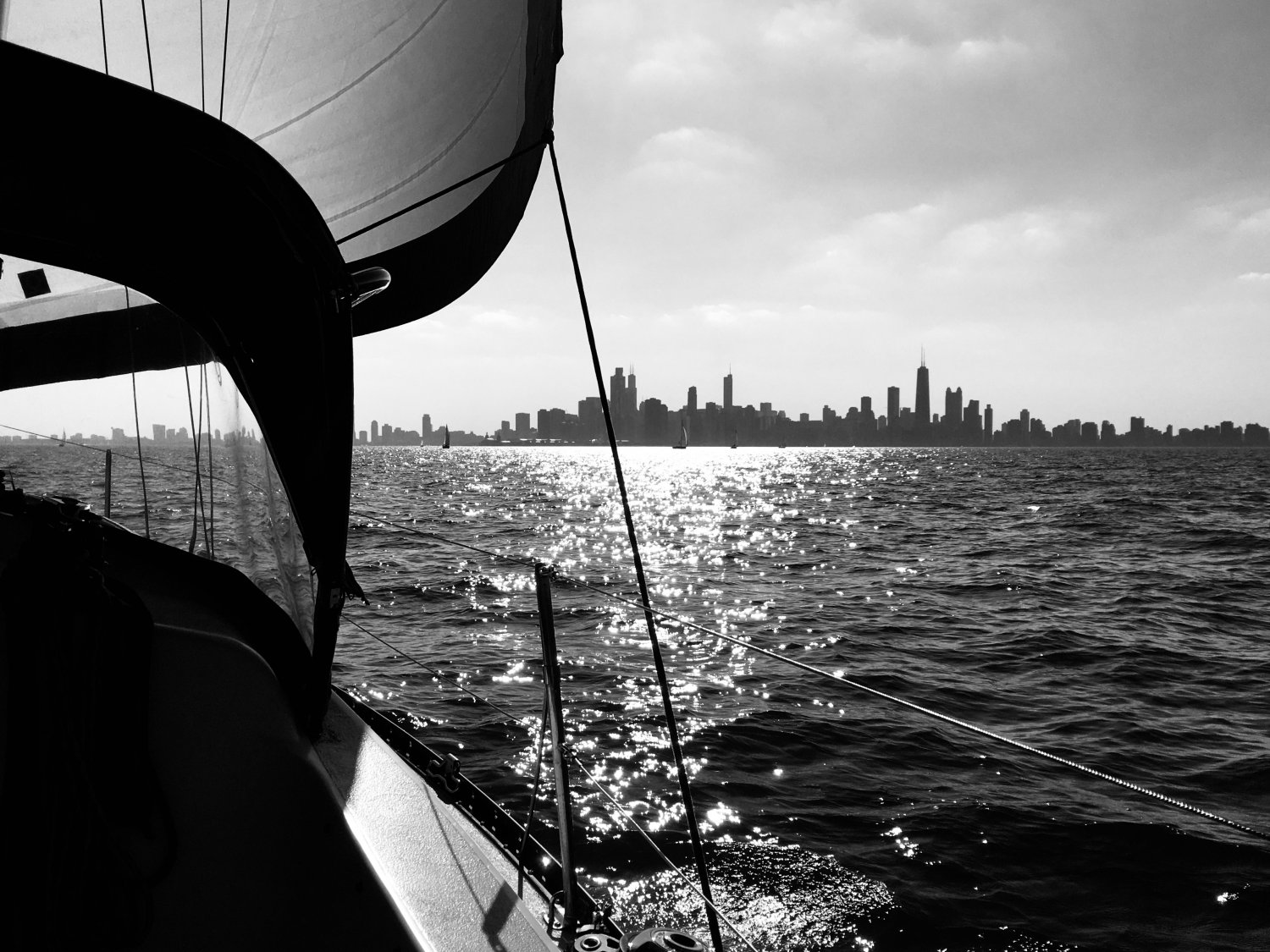 Noir skyline.jpeg | Sailboat Owners Forums